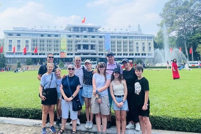 Sai Gon City Full Day Tour - Transportation & Group Dynamics