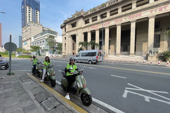 Saigon Morning and Afternoon Adventure by Vespa - Exploring District 4s Bustling Wet Market