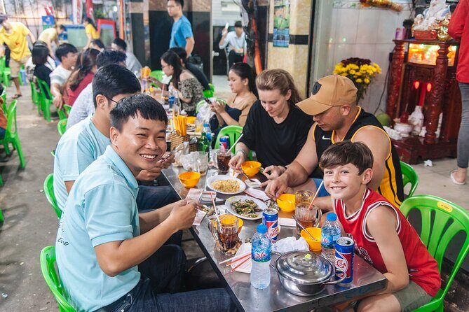 Saigon Sightseeing & Street Food Tour By scooter with Student - Who Should Consider This Tour?
