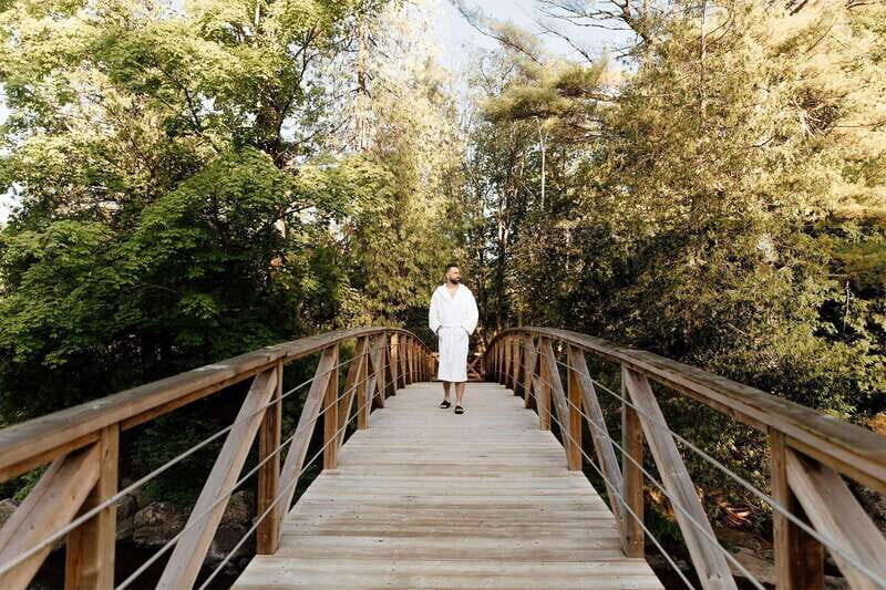 Saint-Sauveur: relaxation session in a Nordic thermal spa - Practical Information for Your Visit