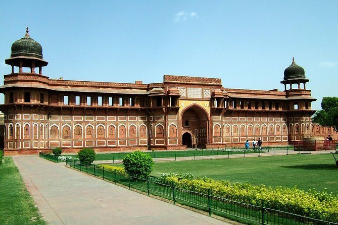 Same Day Agra Tour With Taj Mahal from Bangalore By Return Flights - Is It Worth The Cost?