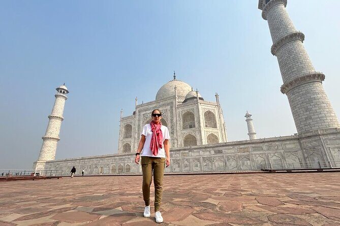 Same day trip from Delhi to Agra - Transportation and Guides: Why They Matter