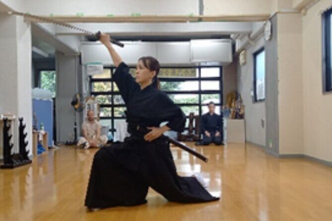 Samurai Sword Training with a 9th-Dan Master in Shinjuku, Tokyo - Analyzing the Value