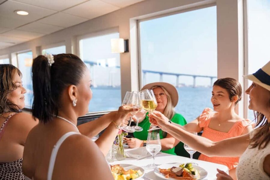 San Diego: City Cruises Buffet Breakfast and Brunch Cruise - Views & Landmarks: The Highlight of the Experience