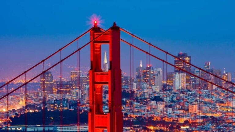 San Francisco Walking - Authentic Stories and Local Insights