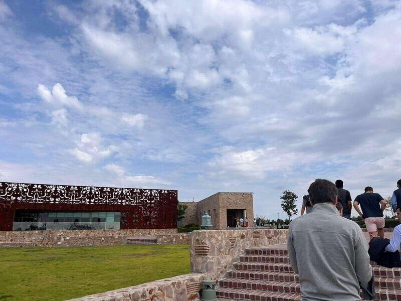 San Miguel Allende: Guanajuato Wine Route vineyard tour - Tour Overview and Breakdown