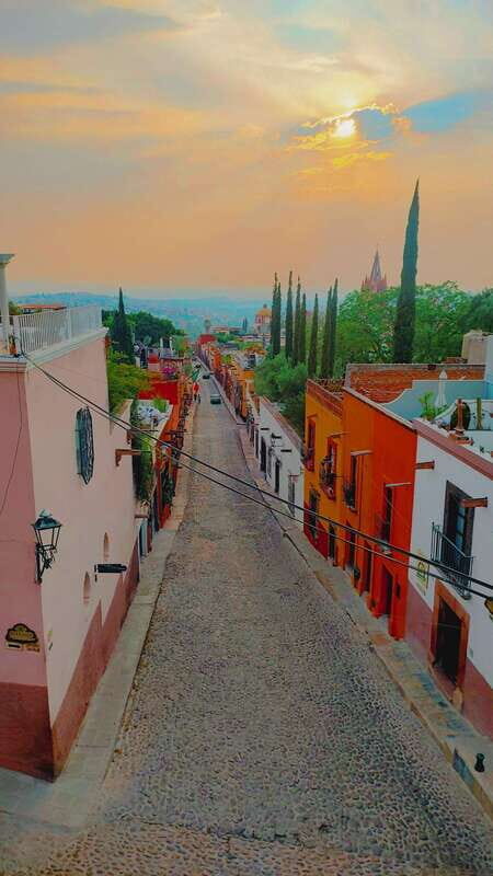 SAN MIGUEL SUNSET WALKING TOUR - The Full Experience: A Deep Dive