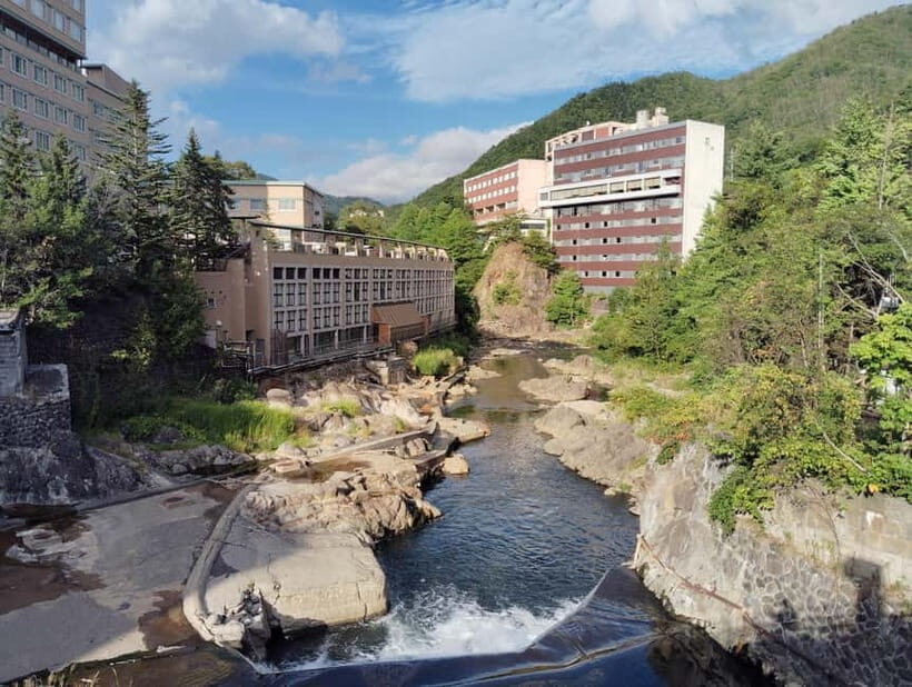 Sapporo: Jozankei Onsen Walk with Temple & Cave Visit - Who Will Love This Tour?