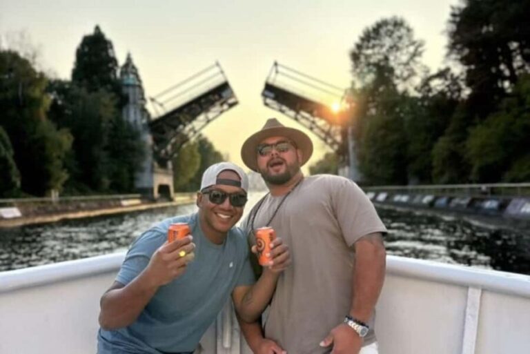 Seattle: Lake Union Happy Hour Cruise - The Full Scoop: What to Expect on the Lake Union Happy Hour Cruise