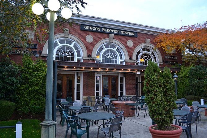 Self-Guided Eugene Scavenger Hunt: Electric Eugene - Who Will Love This Experience?