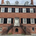 Self-Guided 'Old Squares of Savannah' Solo Walking Tour - The Pros and Cons: An Honest Look