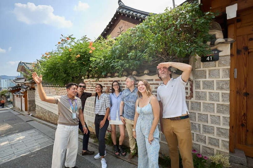 Seoul: Bukchon Village, Gyeongbokgung, Gwangjang Market - What to Expect on the Day