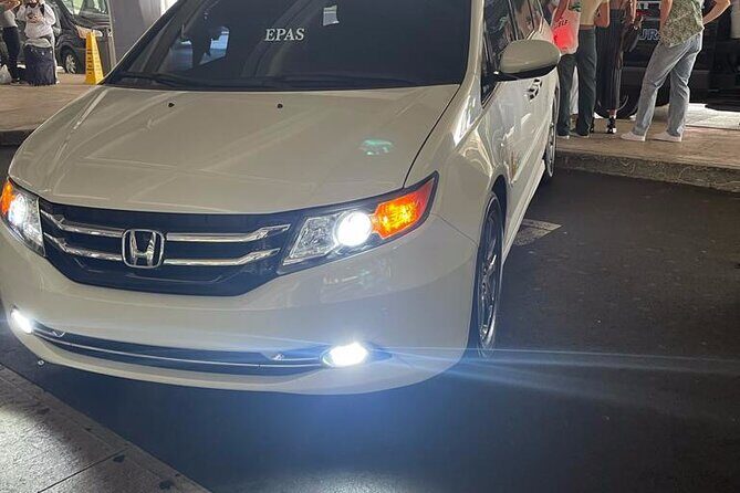 Shanghai Hongqiao Airport (SHA) to Shanghai City - Round-Trip Private Transfer - The Driver Experience