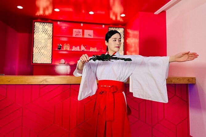 Shrine Maiden Ceremonial Dance Experience in Tokyo Asakusa - An Authentic Glimpse of Japan’s Sacred Traditions