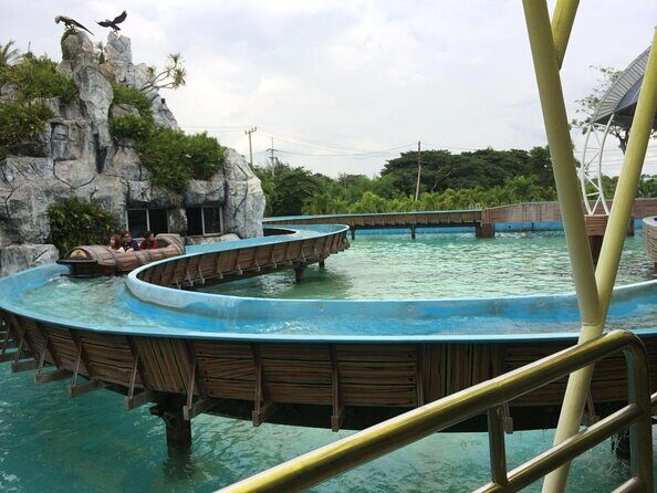 Siam Amazing Amusement Park in Bangkok with Lunch & Hotel Pickup - Transport, Price, and Value