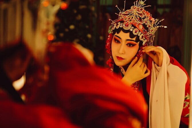 Sichuan Opera with face-changing at Jinjiang historic theater - The Itinerary: A Closer Look at the Performance Experience