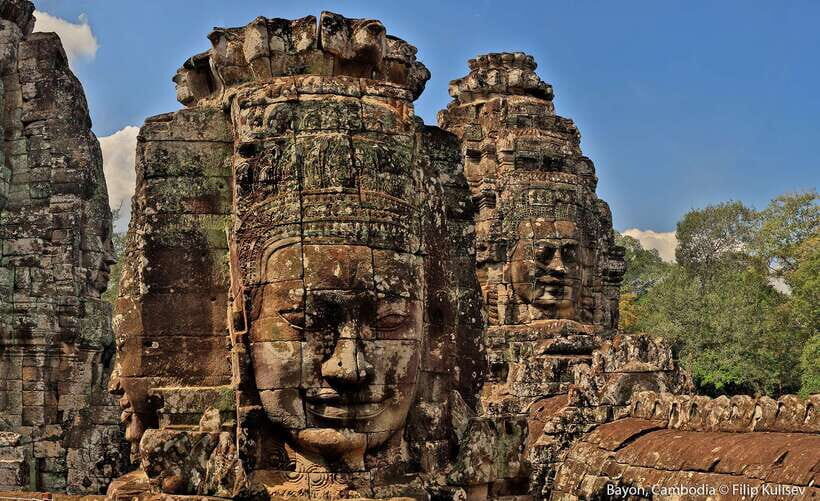 Siem Reap: 2-Day Angkor Sunrise, Banteay Srey, & Beng Mealea - Transport and Group Size