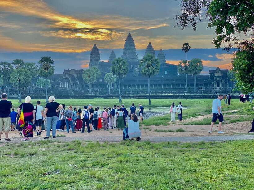 Siem Reap Angkor Wat Sunrise Explore The Most Iconic Temples - The Itinerary: A Deep Dive