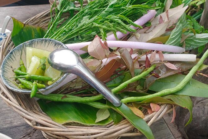 Siem Reap Authentic Breakfast and Market Tour - Itinerary Breakdown: What to Expect at Each Stop