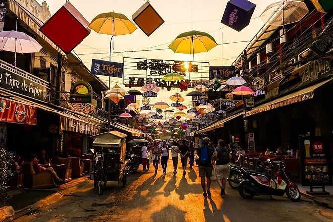 Siem Reap Discovery Full Day Private Guided Tour - Starting at the War Museum: Reflection and Reality