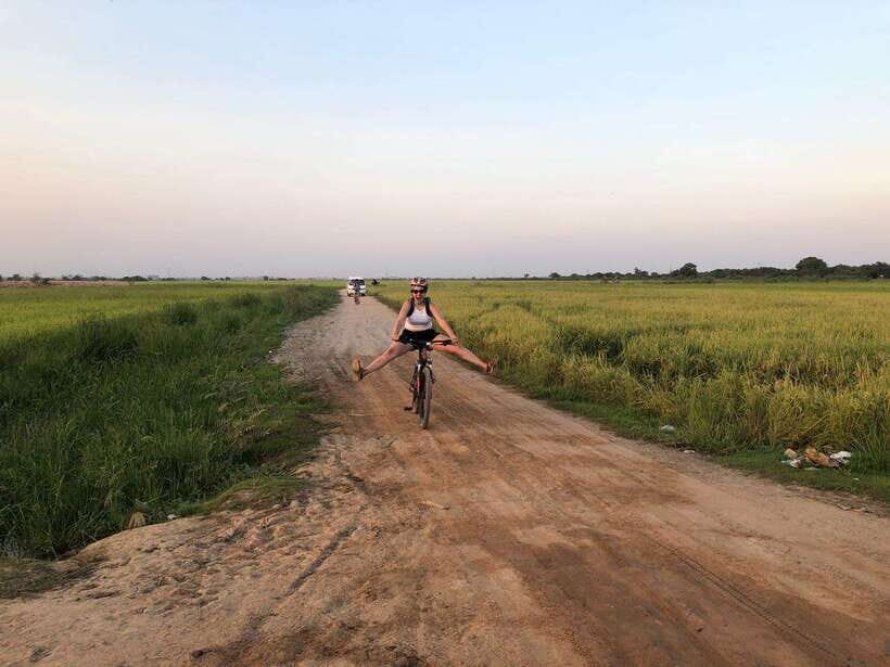 Siem Reap Half Day By Bicycle Sunset On The Bank Of Lake - Practical Details That Matter