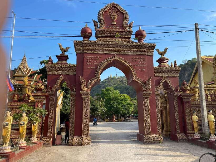 Siem Reap to Battambang: Bamboo Train and Bat Cave - A Detailed Breakdown of the Itinerary