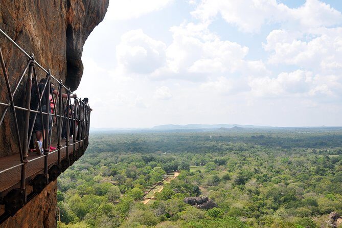 Sigiriya Entrance Ticket with Guided Tour - FAQ