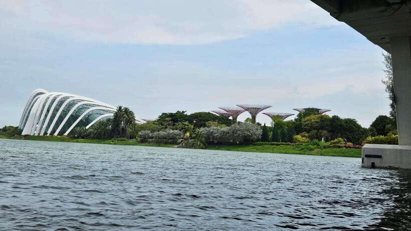 Singapore: Guided City Tour by Amphibious Duck Boat - What Makes This Tour Stand Out?