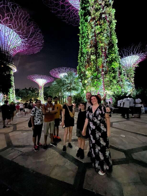 Singapore: Marina Bay Nighttime Walking Tour - Exploring the Itinerary in Detail