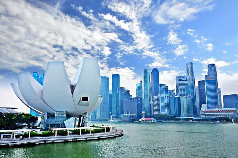 Singapore: Private Walking Tour with a Local - Why This Tour Is Truly Special