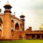 Skip The Line Private Taj Mahal & Agra Fort Day Tour By Car - Logistics and Practical Details