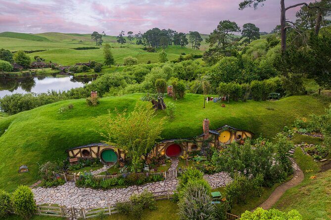 Small Group Luxury Hobbiton Tour incl. Lunch From Auckland - Authentic Perspectives and Practical Considerations