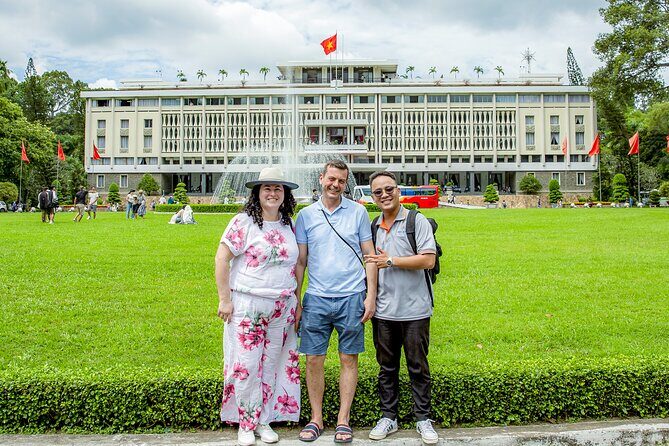 Small-group Saigon City Tour: 1-day Must-See Icons & Cyclo Ride - The Itinerary Breakdown: A Day in Saigon