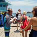 Snorkel Tour to Koh Nangyuan and the hidden bays of Koh Tao onboard the Oxygen - The Authentic Experience