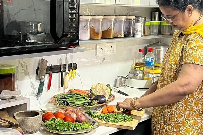 South Indian Vegetarian Cooking Class in Chennai with Meena - Detailed Itinerary and Experience
