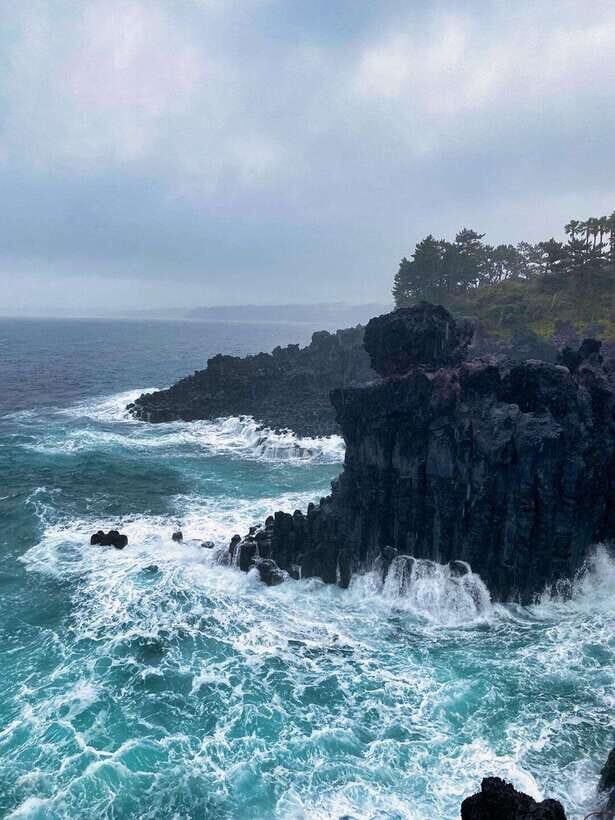 SOUTHERN JEJU: All Inclusive Private Tour w/ Running man - Deep Dive into the Experience: What Makes It Stand Out