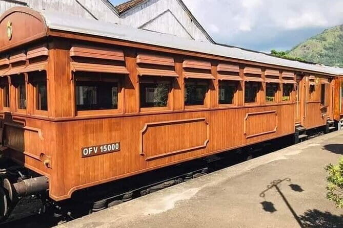 Special Tourists Train Ride in Ella - Calypso Train - The Scenic Highlights & Key Stops