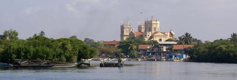 Sri Lanka in 10 Days: Heritage, Hills & Coast - The Cultural Heart of Kandy
