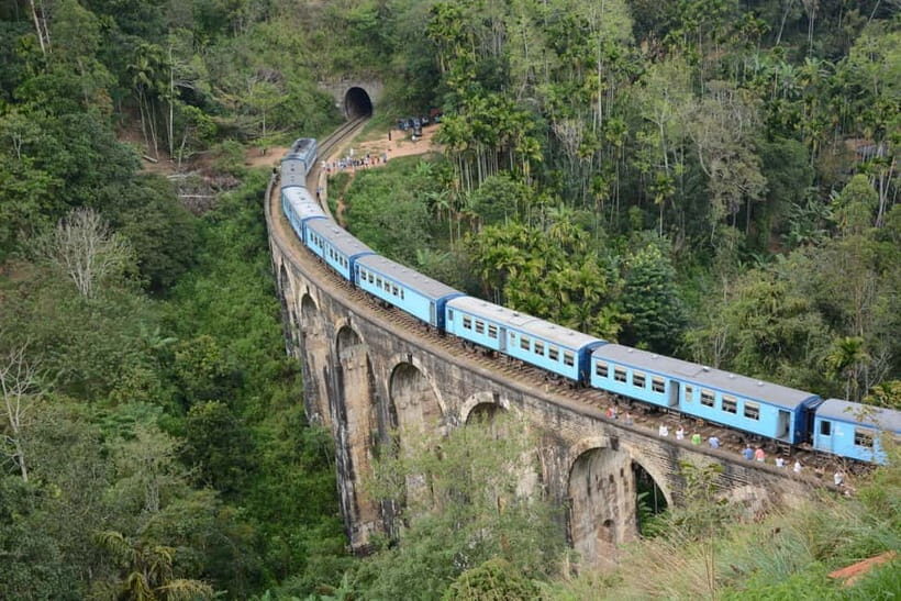 Sri Lanka Private 10-Day Round Tour Car, Guide, Hotels, Food - The Value and Experience