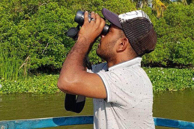 Sri Lankan Tourist Driver with great local )knowledge all over the country! - The Reviews: Authentic Perspectives