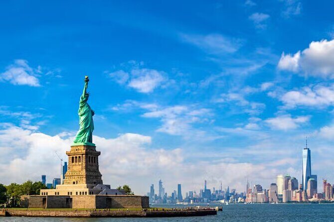 Statue of Liberty and Ellis Island Tour - Stop 2: Ellis Island and the Immigration Museum
