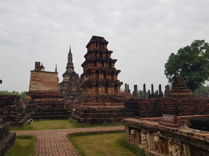 Sukhothai: Full-Day Historical Park Cycling Tour with Lunch - Important Practical Details