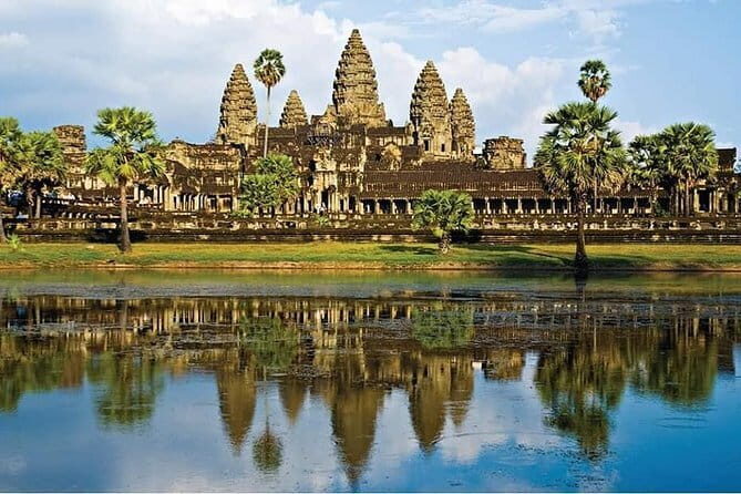 Sunrise Angkor Wat Half-Day & 3 Main Temples (Join-in Tour) - What Makes This Tour Stand Out