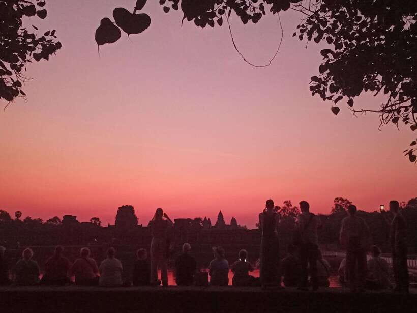 Sunrise at Angkor Wat with a sharing group - What Makes This Tour Valuable?