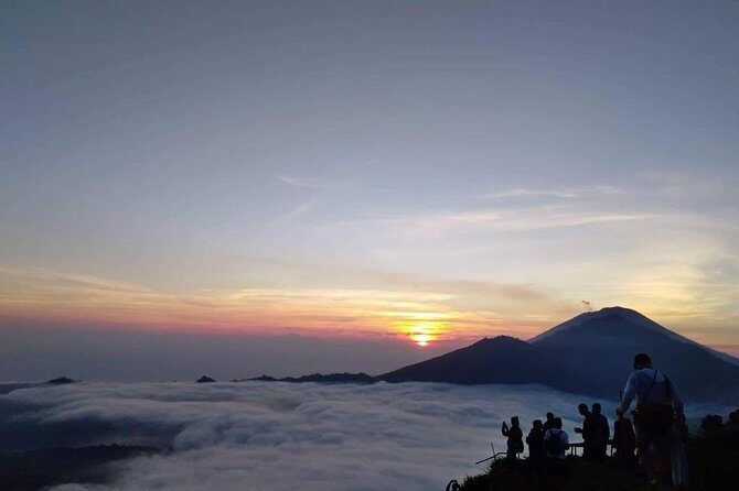 Sunrise Trekking with Ubud Tour - What’s Included and What to Bring
