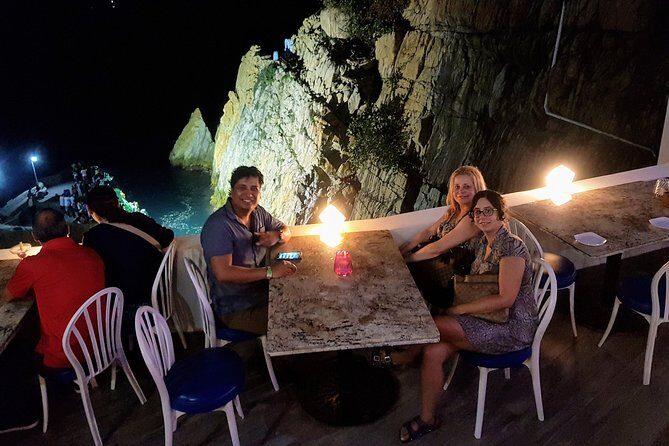 Sunset + High Cliff Divers La Quebrada at La Perla - Only Drinks - Analyzing the Value
