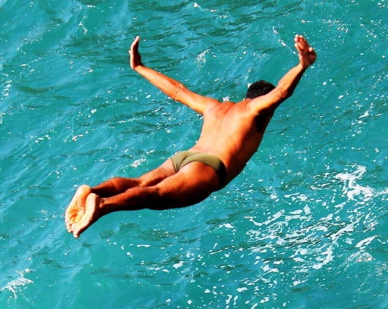 *Sunset High Diver Show 3Course Dinner 2 Drinks Diff Options - The Itinerary in Detail