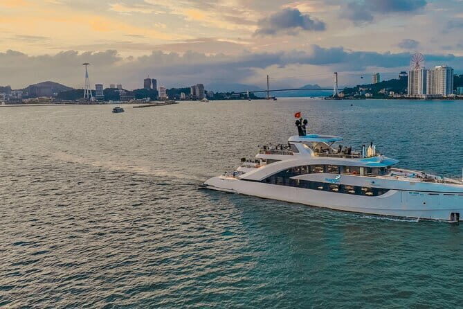 Sunset View and Ha Long Bay Night Trip - Dining on Luxury Yacht - What’s Included & What to Consider