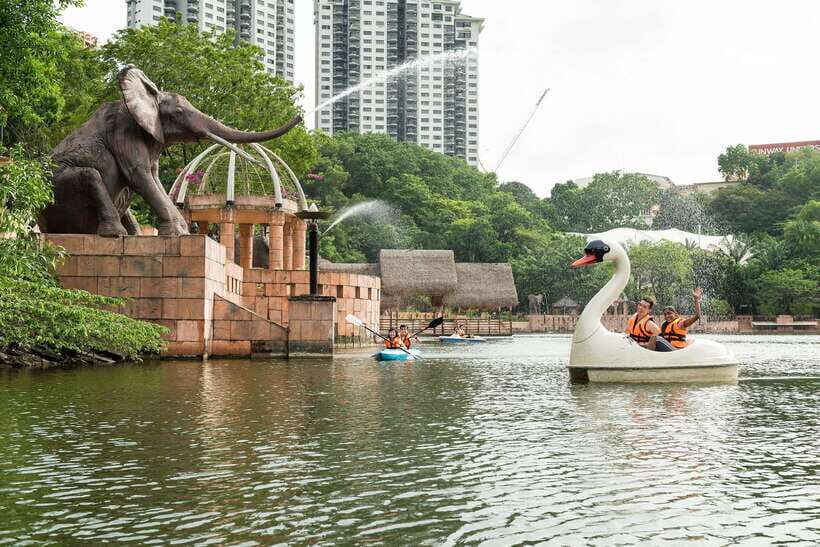 Sunway Lagoon Theme Park with Round-Trip Transfer - Who Would Love This Tour?