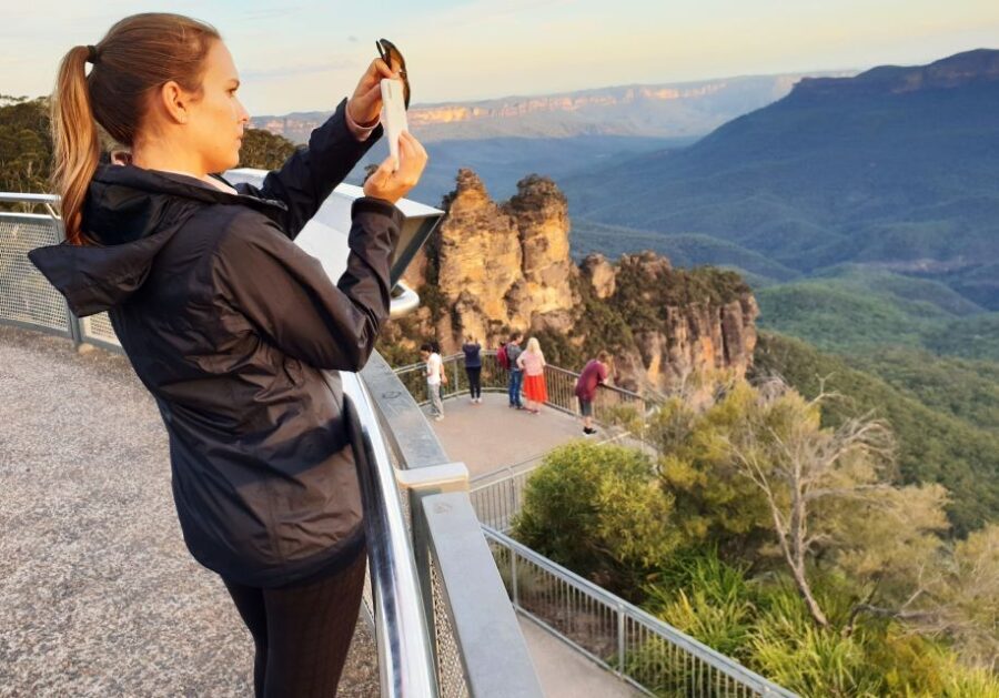Sydney: Blue Mountains Late Start, Walks Waterfalls & Koalas - Food and Drink: Included and Delicious